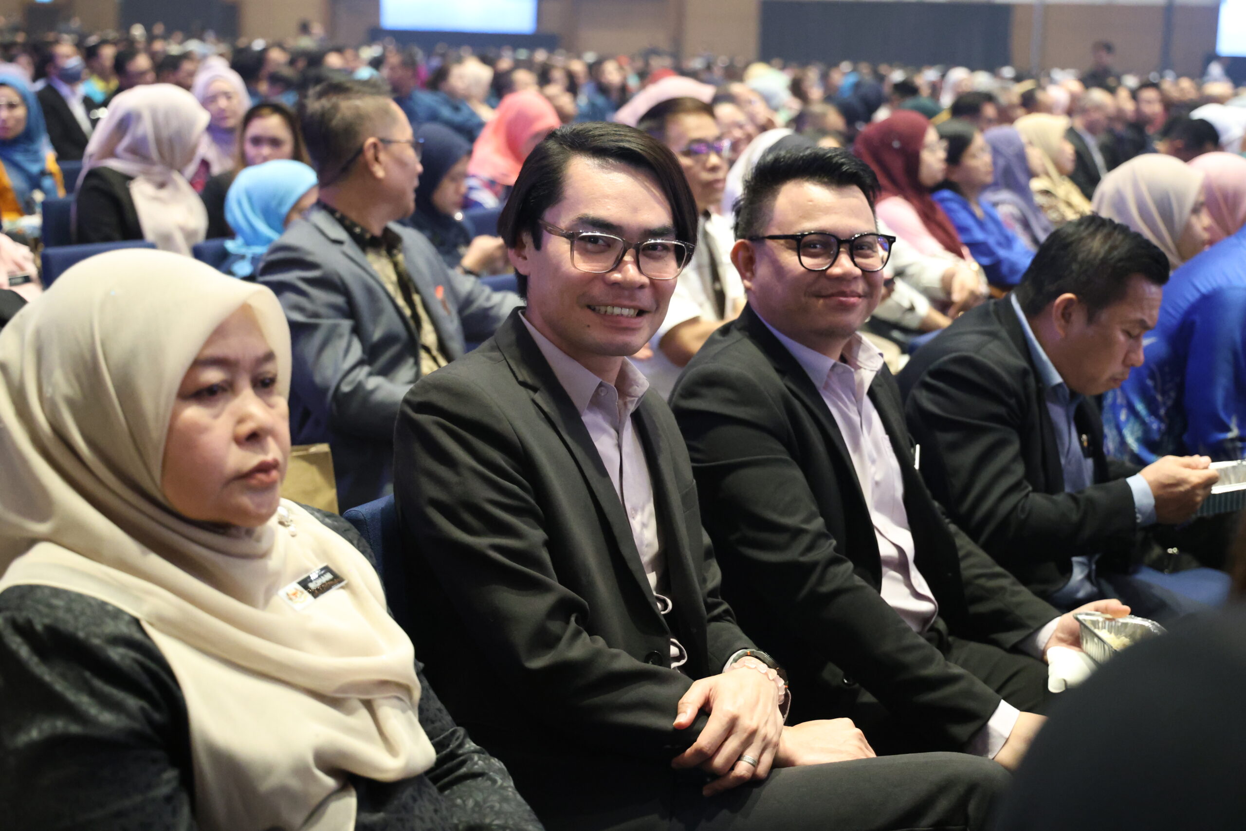 Majlis Amanat Tahun Baharu 2025 YAB Ketua Menteri Sabah Bersama ...