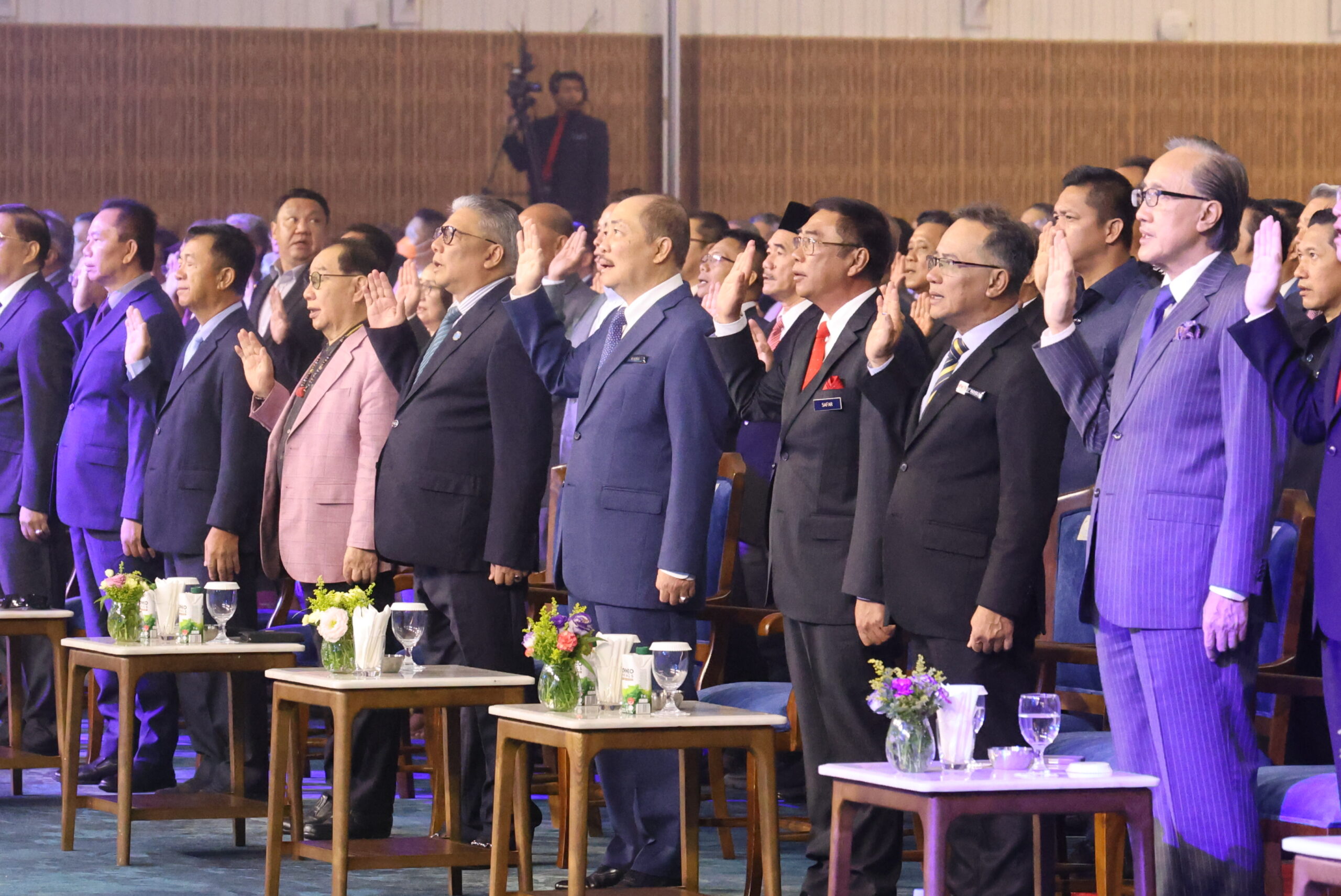Majlis Amanat Tahun Baharu 2025 YAB Ketua Menteri Sabah Bersama ...